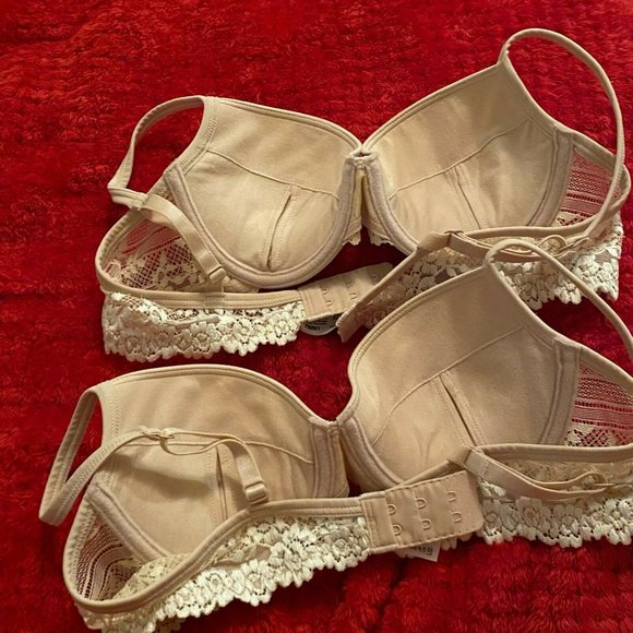 Wacoal | Intimates & Sleepwear | Wacoal Embrace Lace Push Up Sand Nude ...